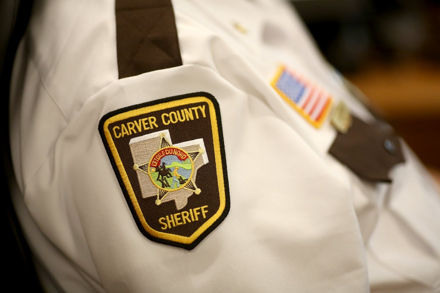 Crews searching for man who went missing in Minnesota River in Chaska