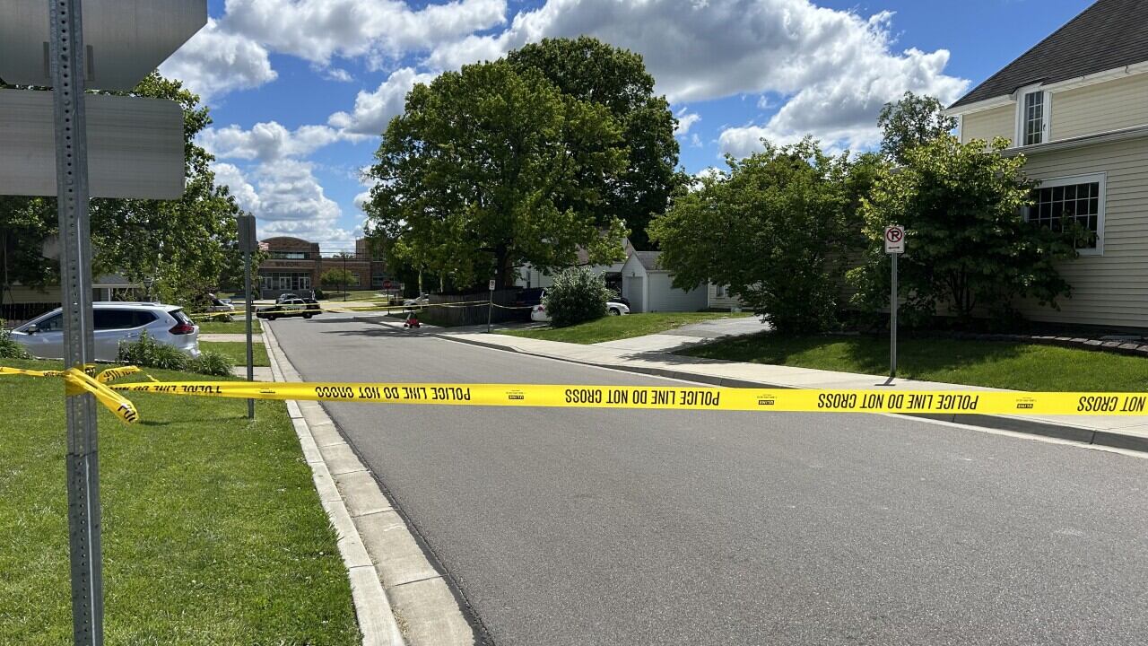 1 dead after shooting across the street from area middle school