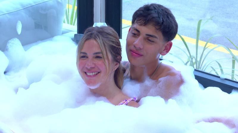 Kanela dio su sincera opinión del romance de su hijo y Laura Prieto en ...