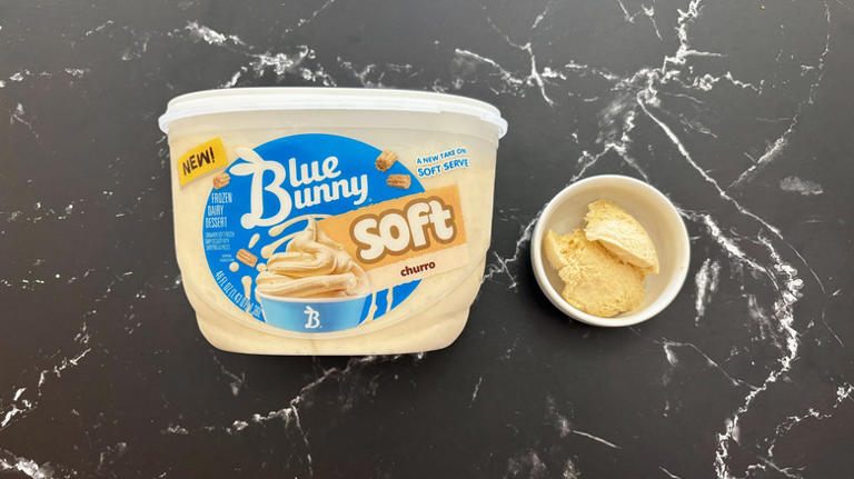 8 Blue Bunny ice cream flavors, ranked worst to best