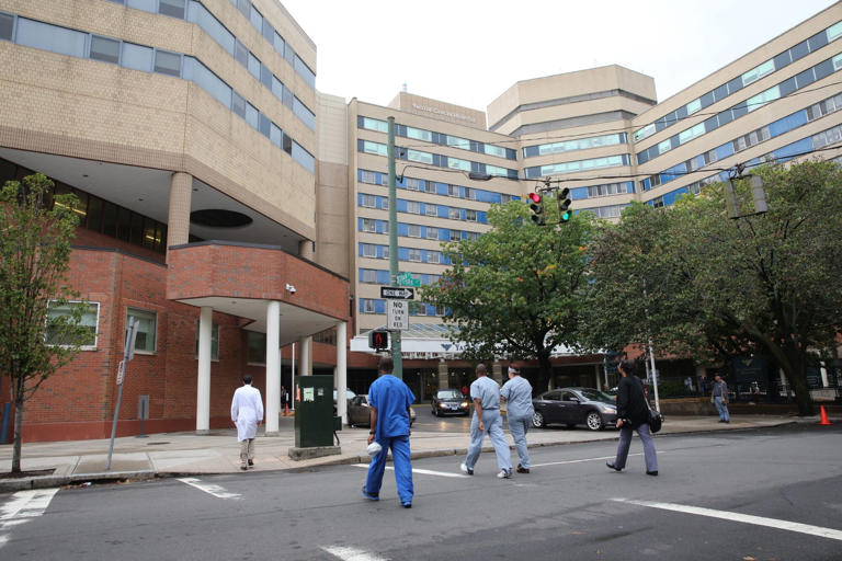 DOJ says Yale Medical School admissions are discriminatory
