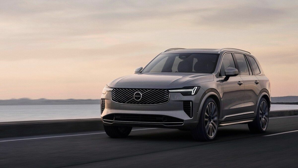 ボルボ購入者は国産車ユーザーと何が違うのか? レクサス／スバル／マツダと購入者データ分析で見えた独自性と課題