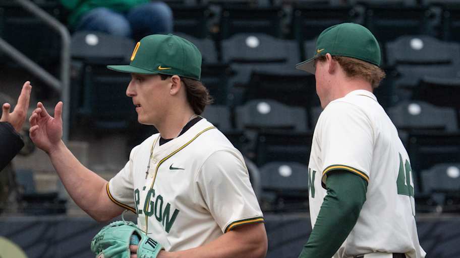 Oregon Ducks vs. USC Trojans baseball live score updates