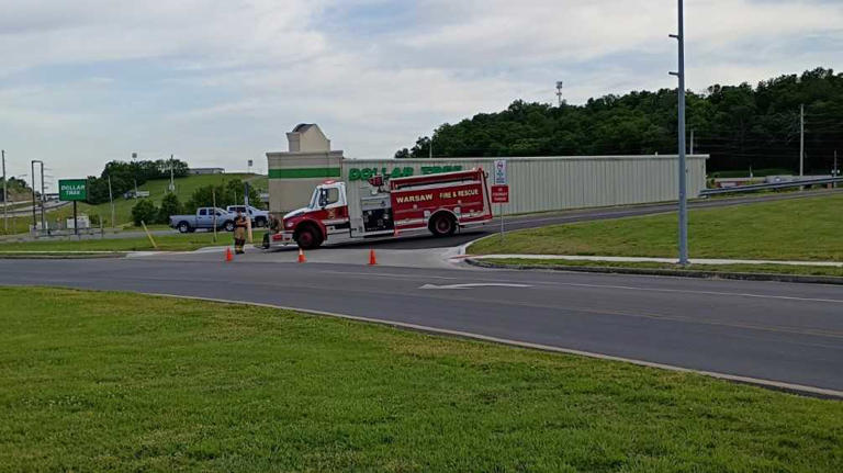K9 teams sweep Warsaw Walmart after anonymous caller allegedly makes ...
