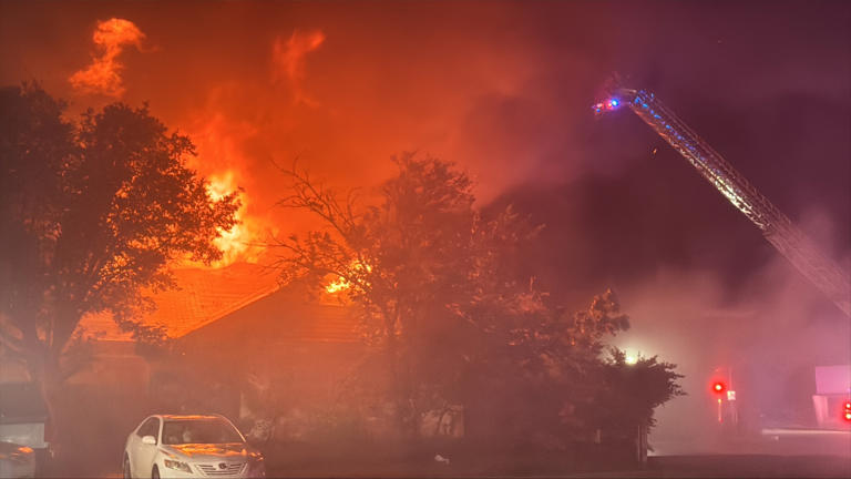 Fire breaks out in central Abilene Thursday night