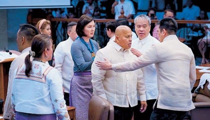 House prosecution sees Senate 'chaos' tied to Duterte impeachment