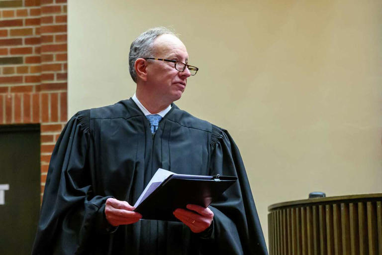 Unexplained use of anonymous jury upends another Saratoga County conviction
