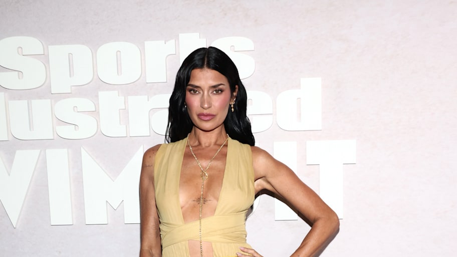 Alix Earle, Nicole Williams English and Tiffany Haddish shine on 2026 ...