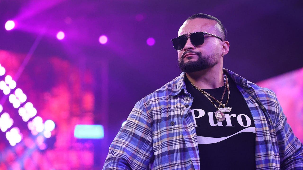 Cedric Alexander becomes new TNA X Division champion, crushing Leon ...