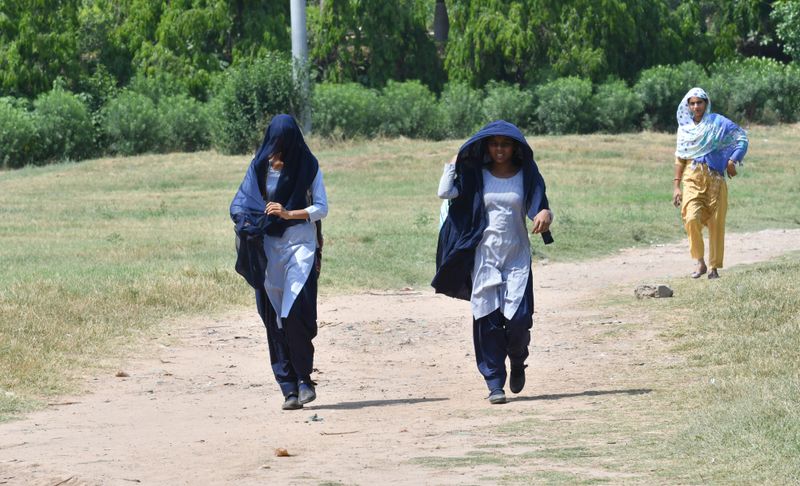 Heatwave advancing fast, brace for 43°C by Tuesday as IMD pushes heat ...