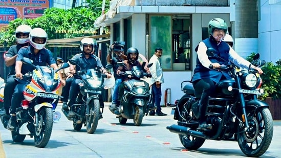 Devendra Fadnavis rides a Bullet, Shinde takes EV, other Maha ministers ...