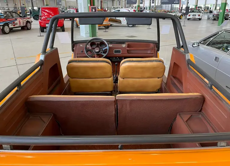 Anime libere dalla Collezione Bertone. Chrysler-Simca Shake, Suzuki Go ...