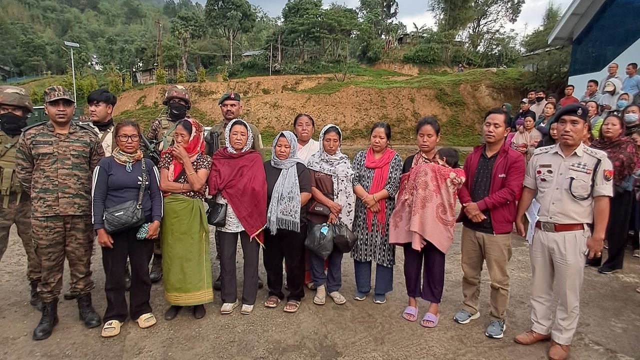 28 Naga, Kuki hostages held by armed groups released in Manipur