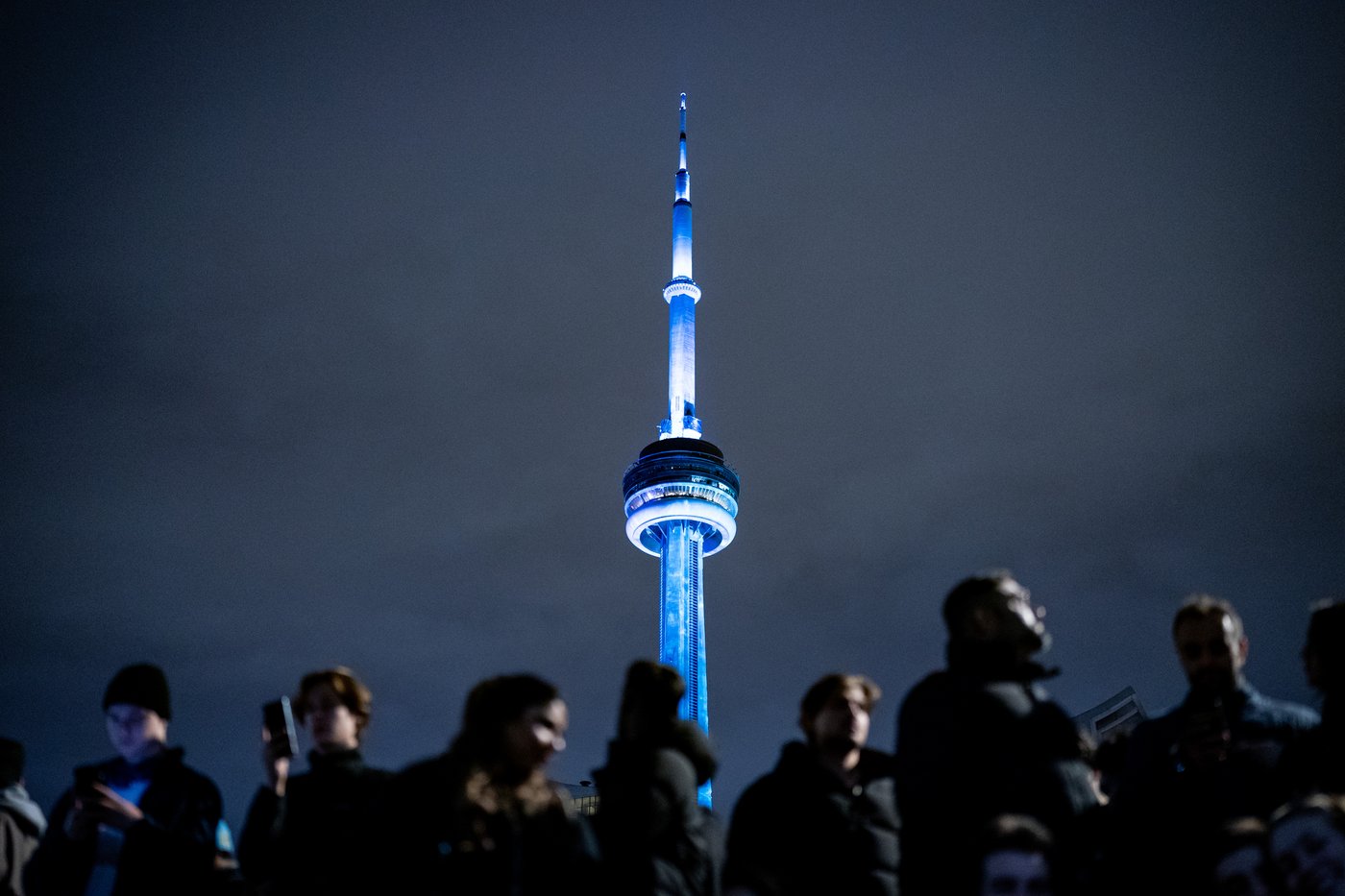 Drake 'freezes' Toronto's CN Tower as he drops new album 'Iceman' and ...
