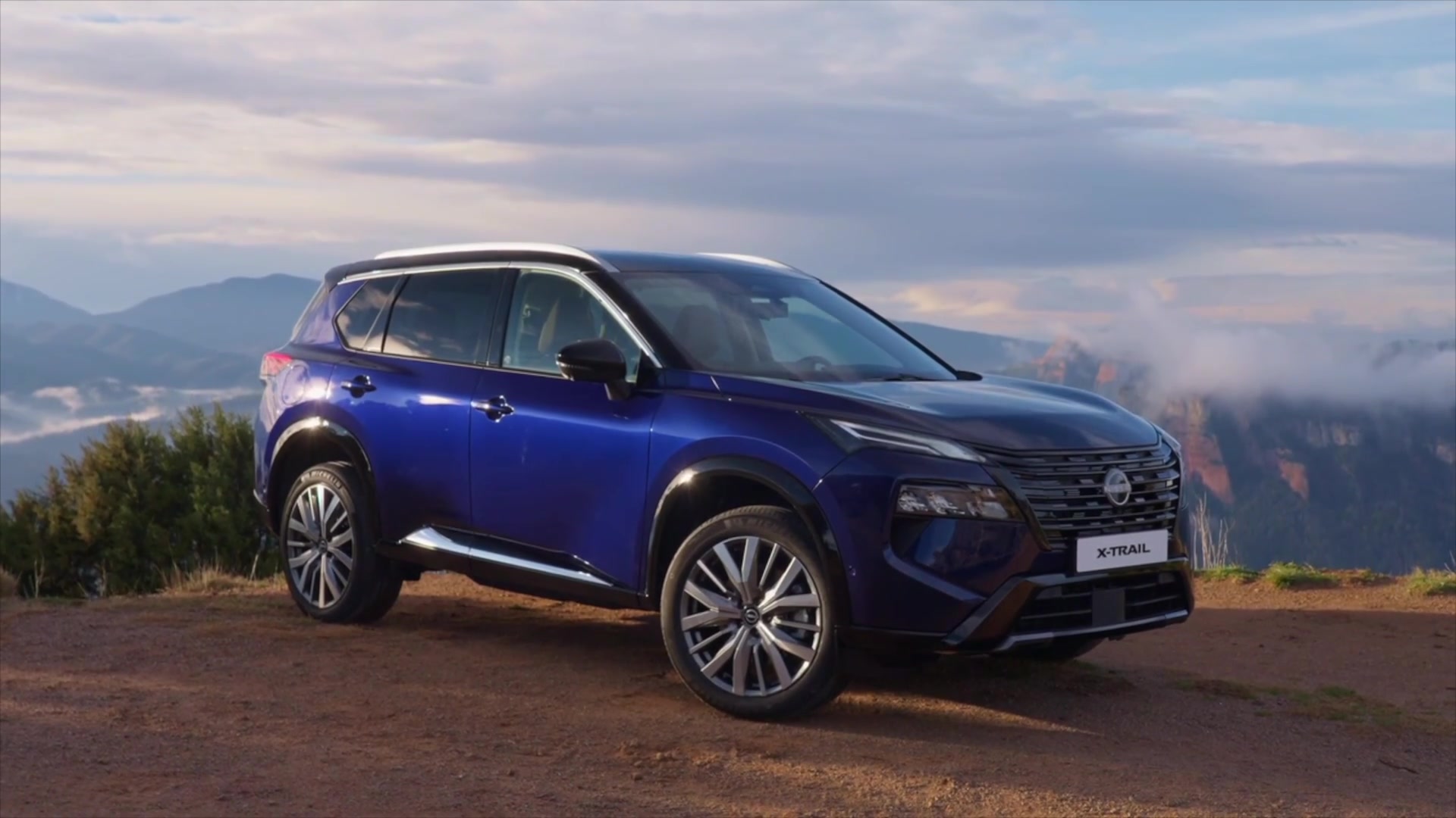 New 2026 Nissan X-Trail TEKNA exterior design