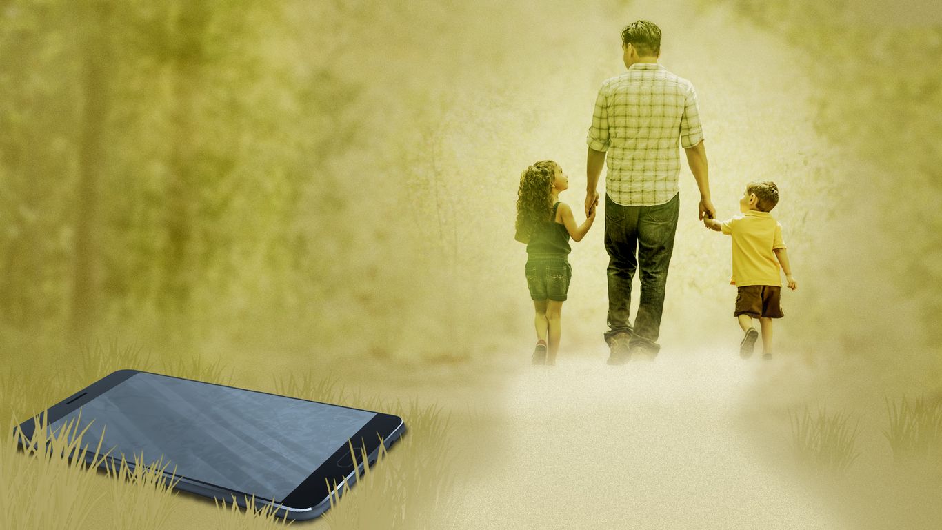 Parents ditch kids' phones as screen-free childhood movement spreads ...
