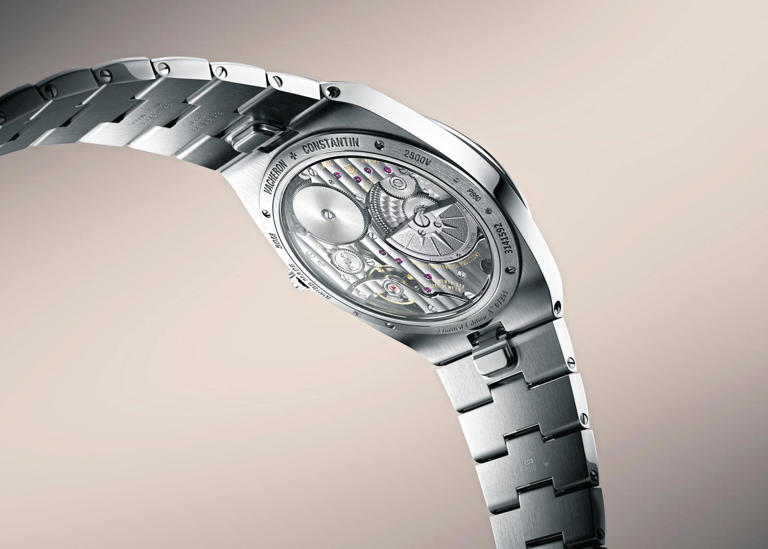 Calibre 2550 collapses space and time