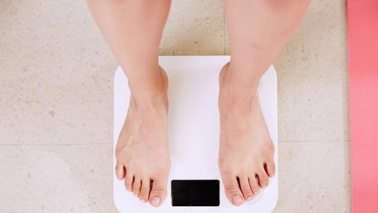 Constipation not going away? Gastroenterologist shares 5 warning signs ...