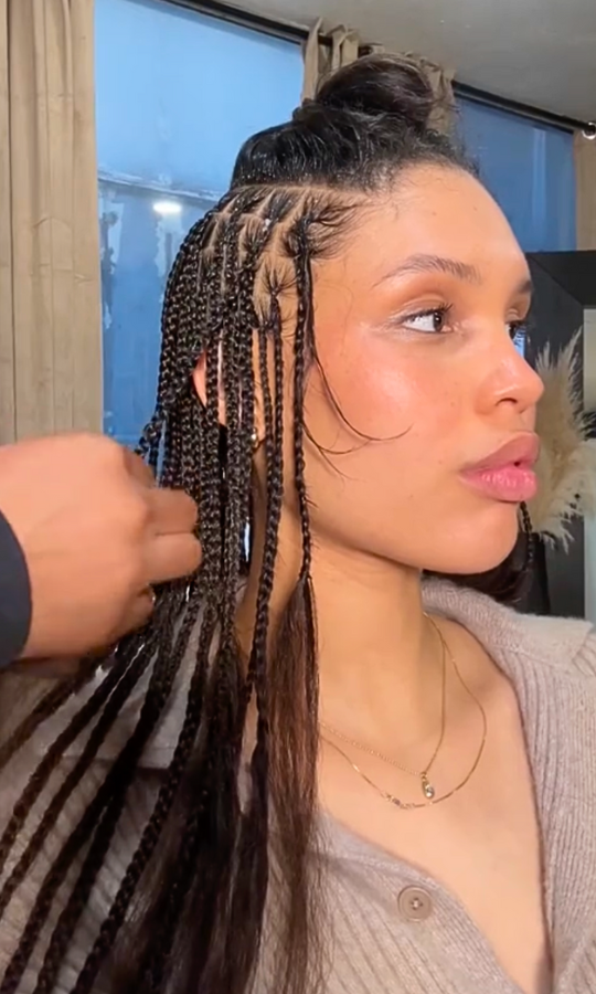 What are 'Nara Smith braids'?