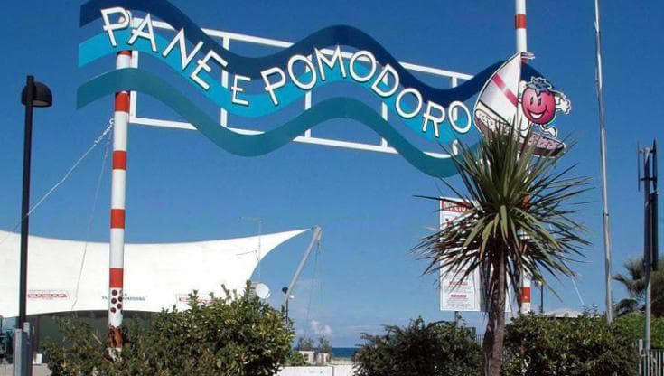 Bari, liquami in mare dopo il temporale: a Pane e pomodoro transenne ...