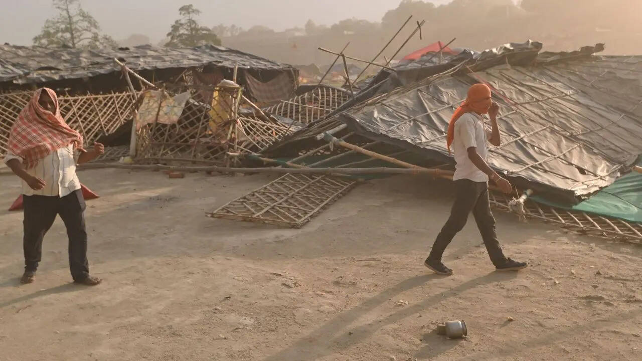 111 killed, over 70 injured: How UP storm with cyclone-like winds ...