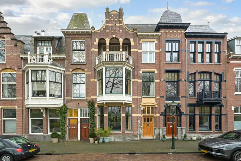 TV-presentatrice Shelly Sterk koopt droomwoning van ruim € 1,3 miljoen ...