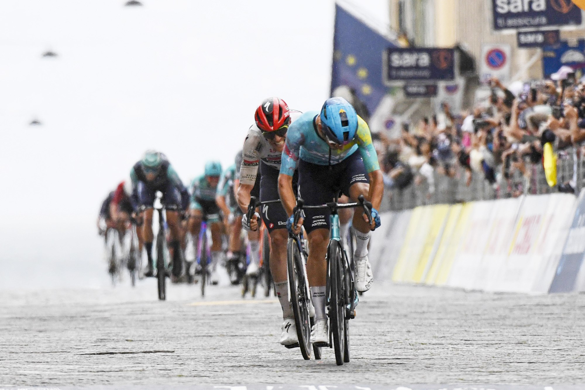 Jasper Stuyven kritisch op parcours, maar vindt actie Reinders en ...