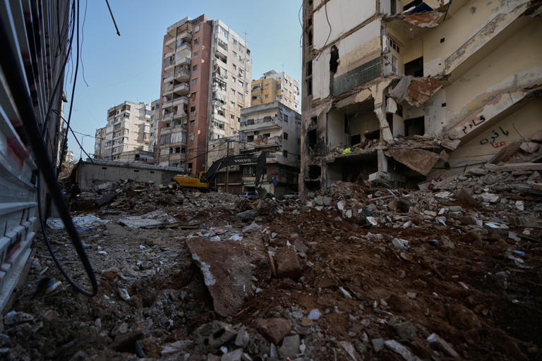 War worsens Lebanon's economic crisis with job losses, price gouging ...