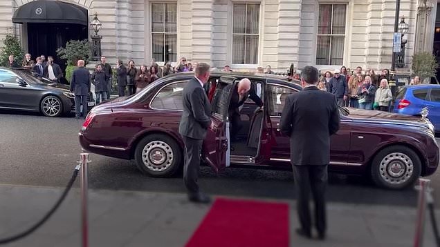 King thrilled by grand opening at Royal Opera House