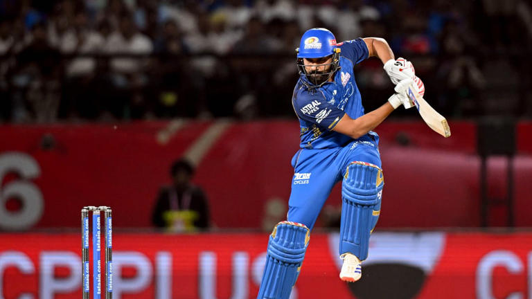 ‘Enjoying a bit of test cricket’: MI star Rohit Sharma trolls self ...