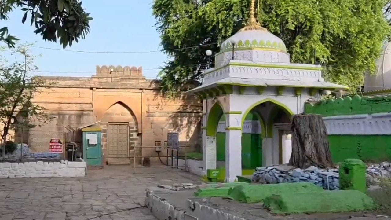 Bhojshala Temple-Kamal Maula Mosque complex row: Madhya Pradesh High ...