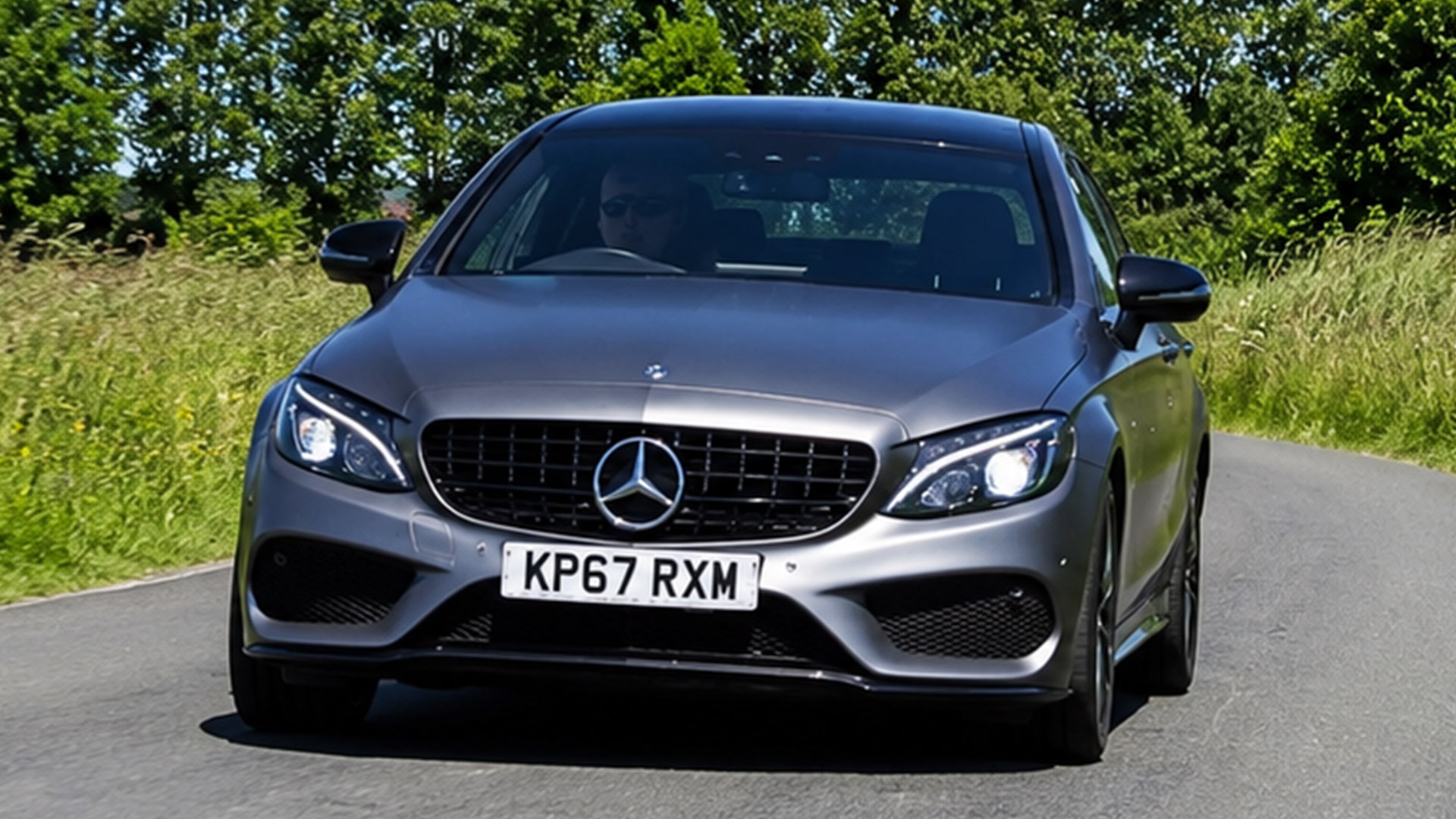 Driving this twin turbo Mercedes highlights strong luxury performance