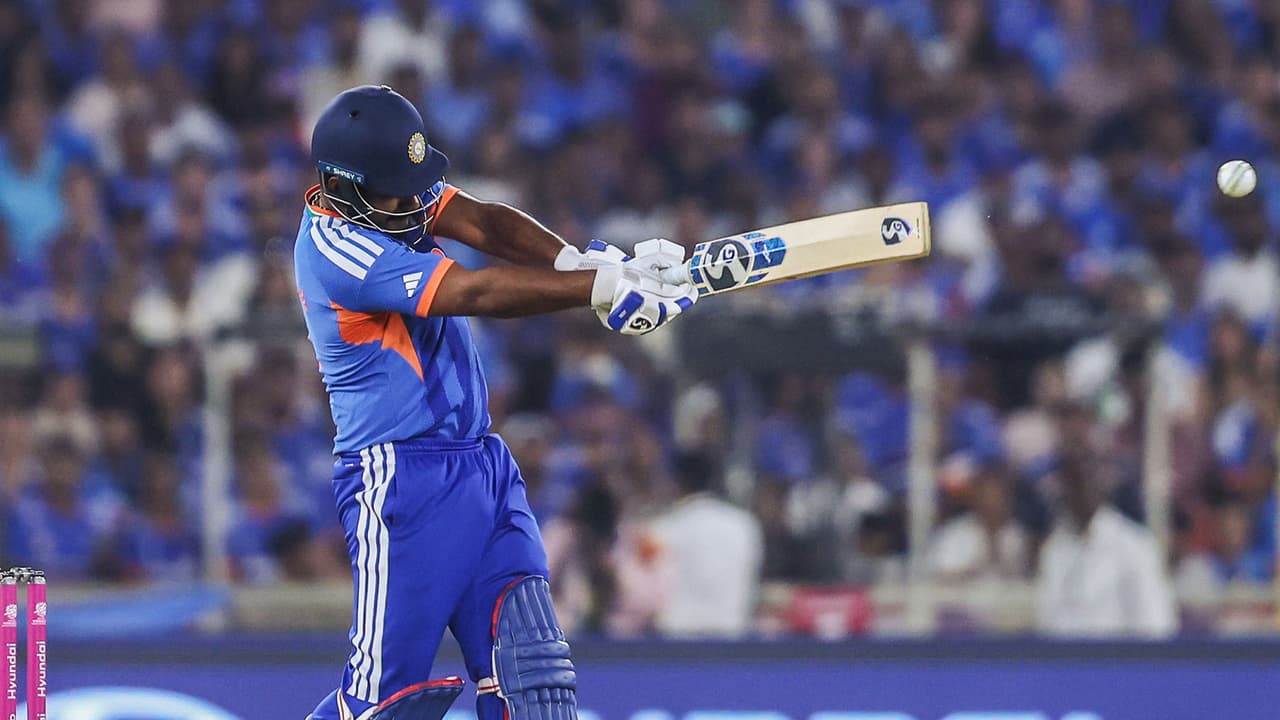 Ravi Shastri backs Sanju Samson as future T20I captain for India
