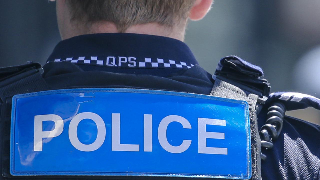 Cop stood down over fraud, hacking charges