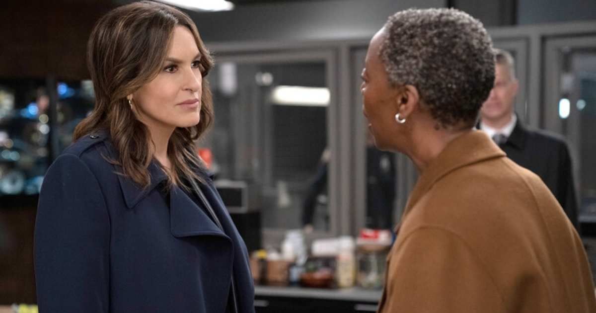Law & Order: SVU season 27 finale recap: Benson faces off with Chief ...