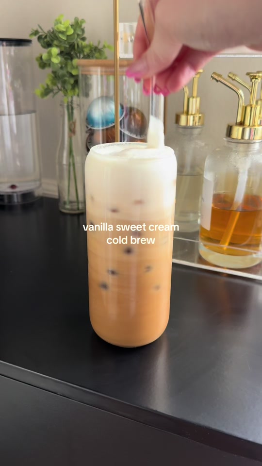 Secrets to the perfect creamy vanilla cold brew