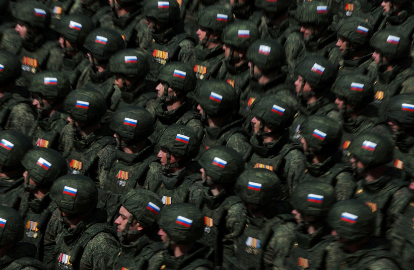 Russia's parliament passes bill giving Putin more power to invade ...