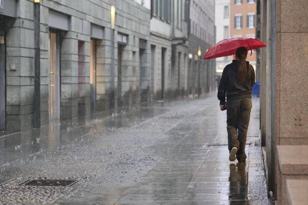 Maltempo diffuso e giù le temperature, poi torna il sole: le previsioni ...