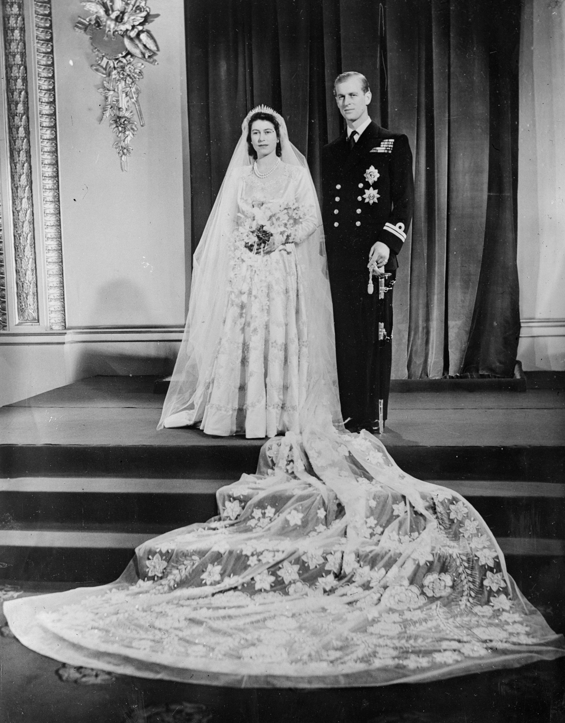 11 des robes de mariée sur mesure les plus spectaculaires de tous les temps