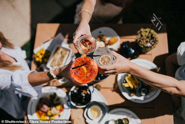 Heated debate erupts over the 'insane' time Aussies eat dinner: 'This ...