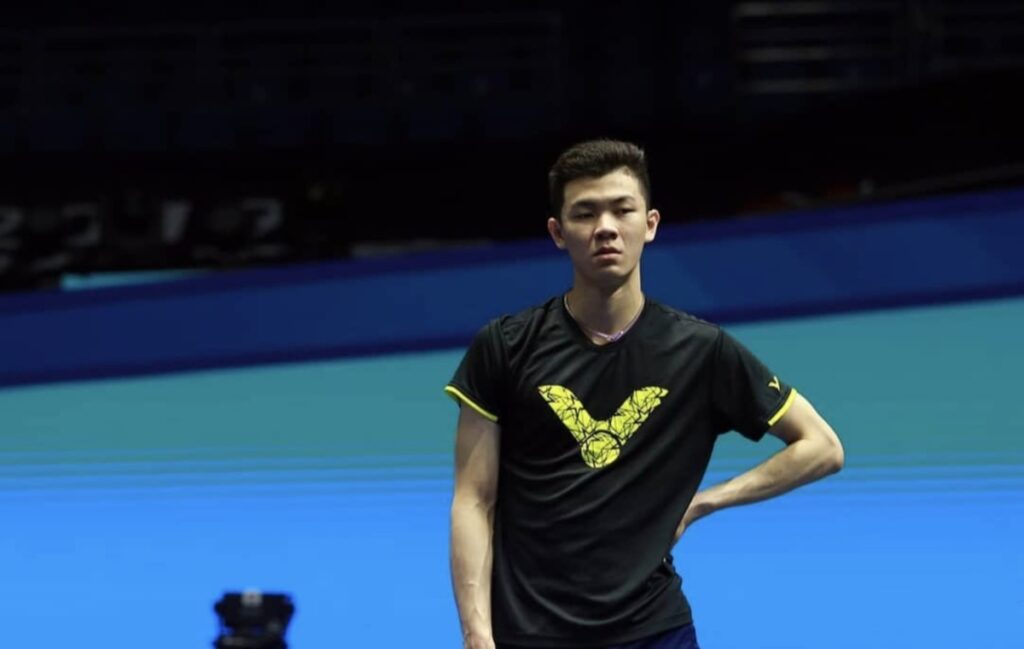 Kunlavut Vitidsarn offers words of encouragement to Lee Zii Jia ...