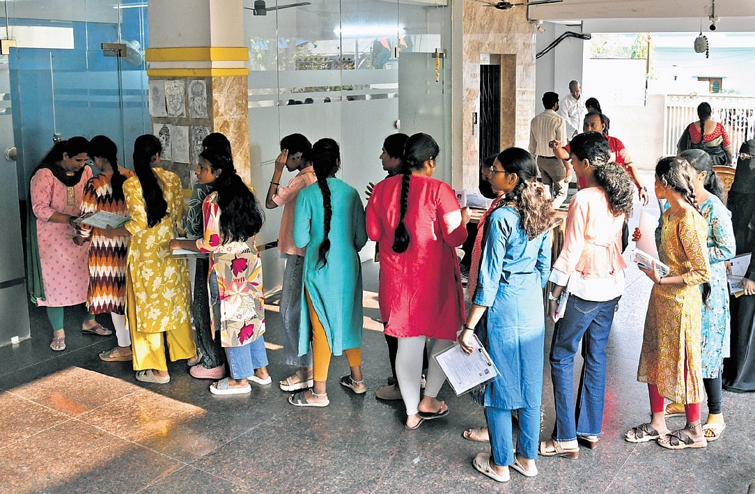 Certificate delays leave thousands of students in Warangal and ...