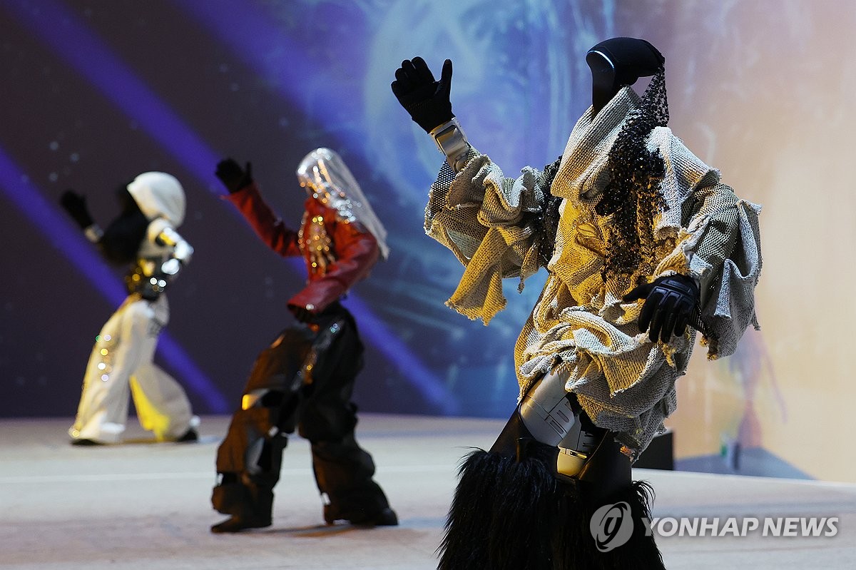 Galaxy Corp. to open robot-themed K-pop entertainment park in Seoul