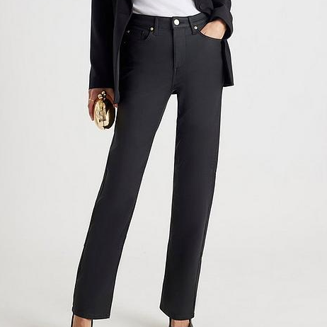 Not leopard, not zebra - Ruth Langsford snake print blazer is the ...