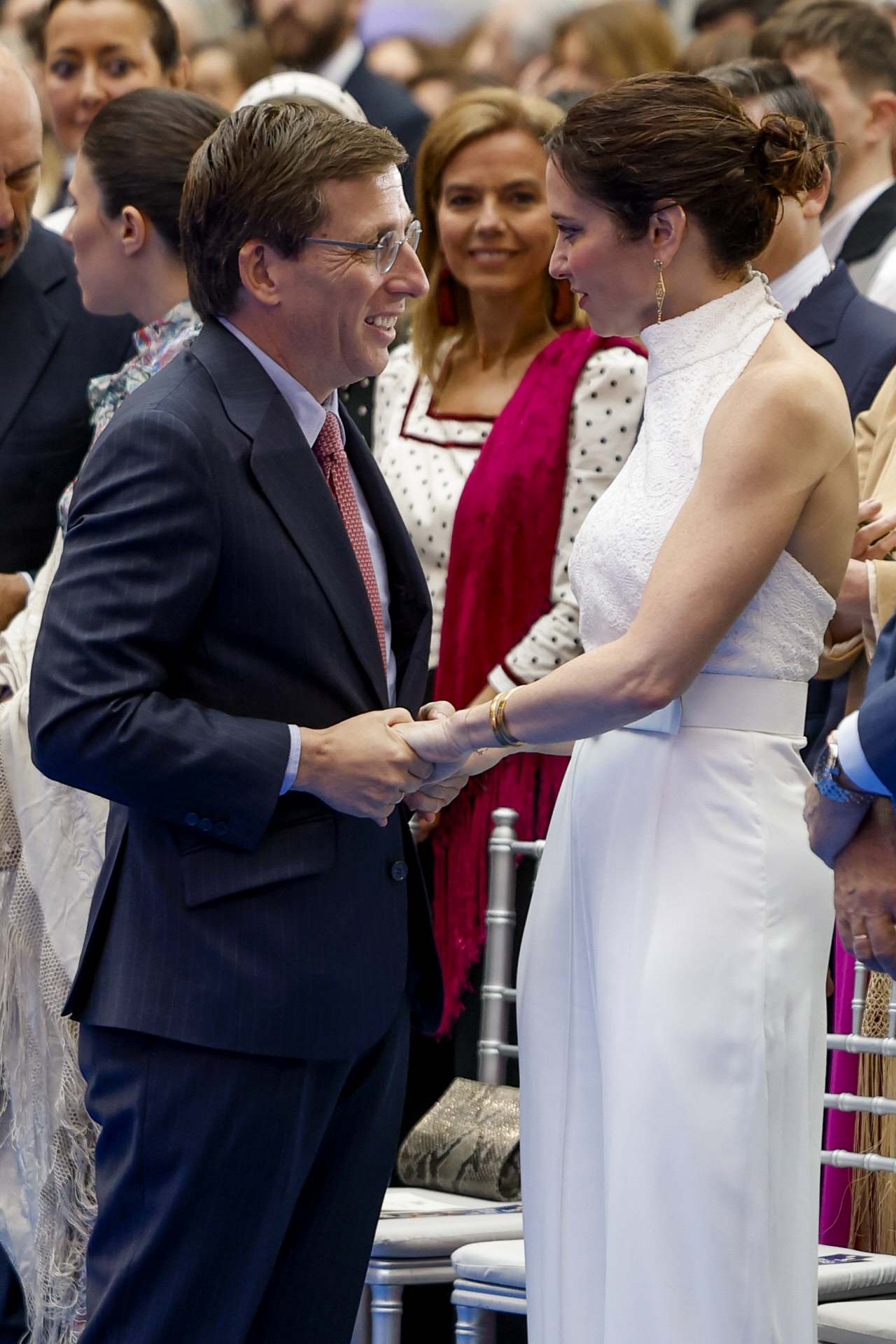 Las medallas de San Isidro en Madrid: del look nupcial de Ayuso al ...