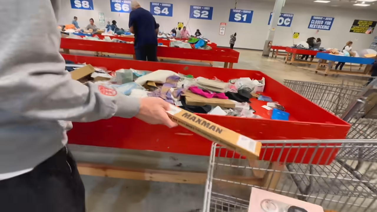 A $1 Amazon returns store turned a bargain hunt into a strange mystery ...