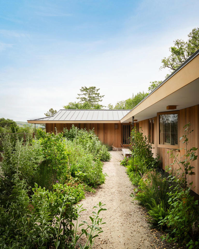 This Northern California home captures the spirit of Joni Mitchell
