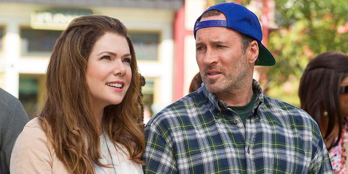 10 harsh realities of rewatching Gilmore Girls 19 years later