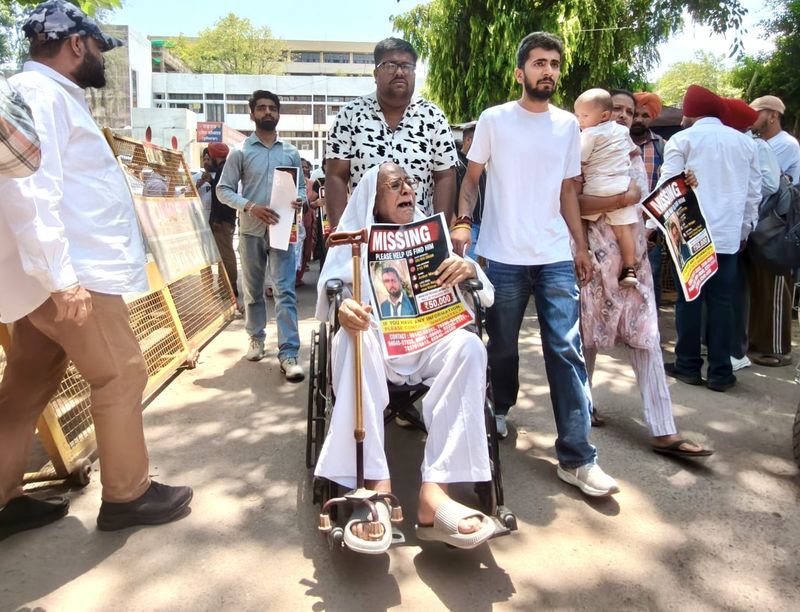 99-yr-old man in wheelchair makes emotional appeal to Ludhiana police ...
