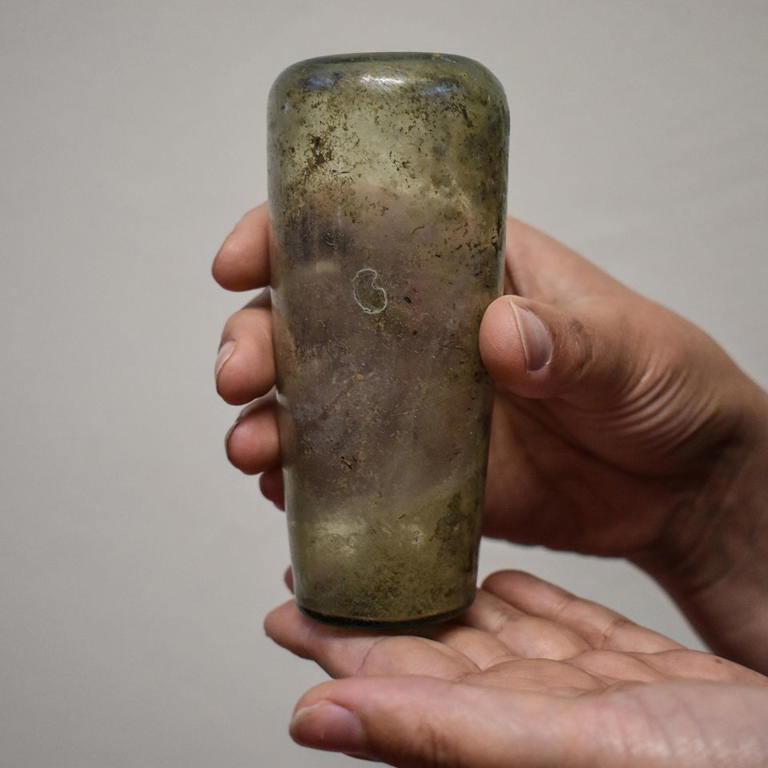 'Spectacular' remains of wealthy Roman woman discovered during ...